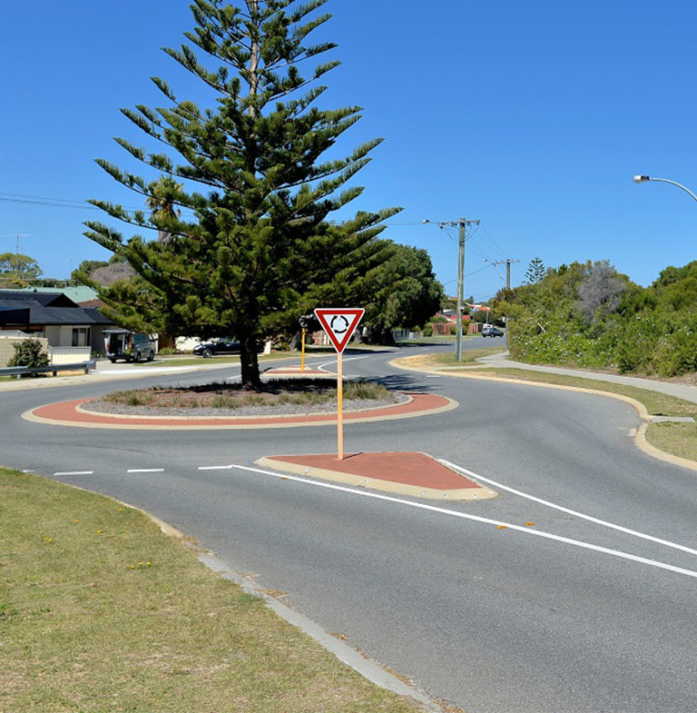 Roads, footpaths and traffic - City of Rockingham